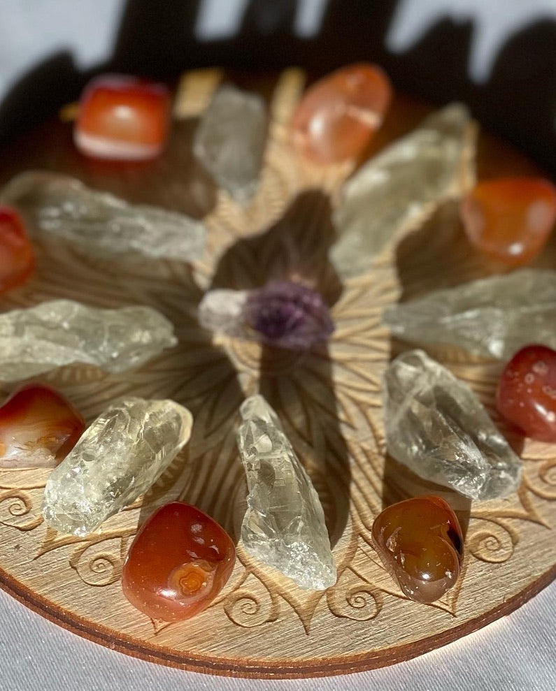 4" Round Flower Crystal Grid – Awaken the Gems